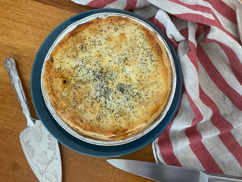 Slow Cooked Beef and Mushroom Family Pie – Genie's Bakery